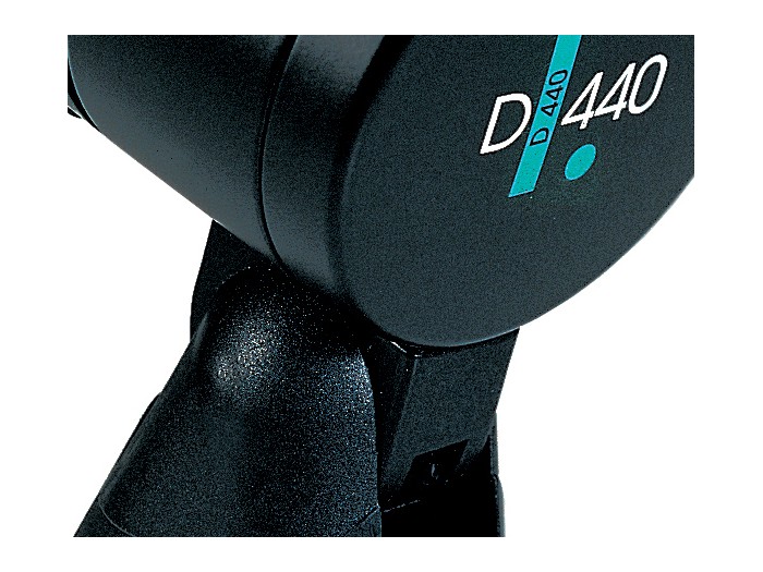 AKG D 440